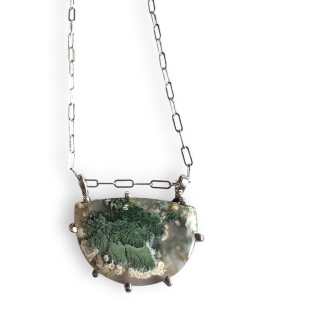 Aimee Petkus Moss Agate Pendant Necklace – Ombre Gallery