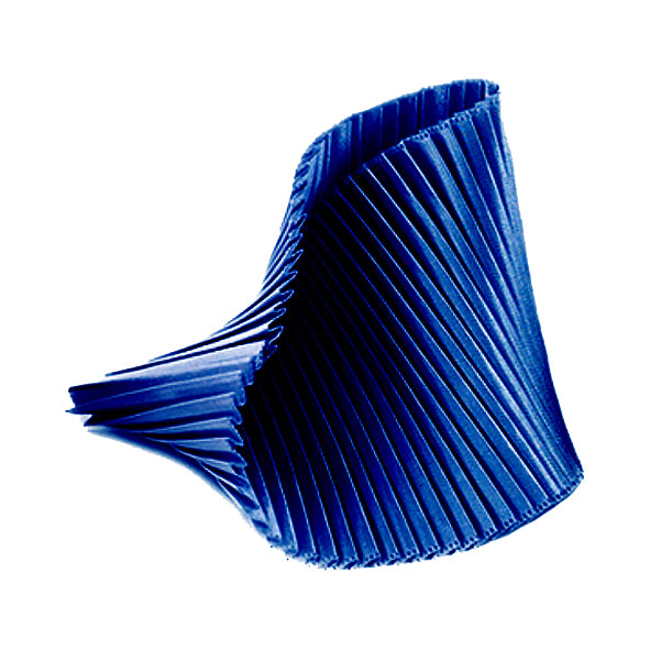 Alexandra Tsoukala Shell Bracelet in Blue Navy – Ombre Gallery
