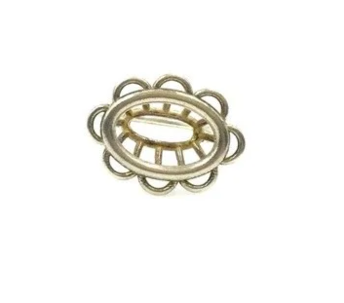 Jill Baker Gower 3D Small Oval Doily Ring (Horizontal) – Ombre Gallery